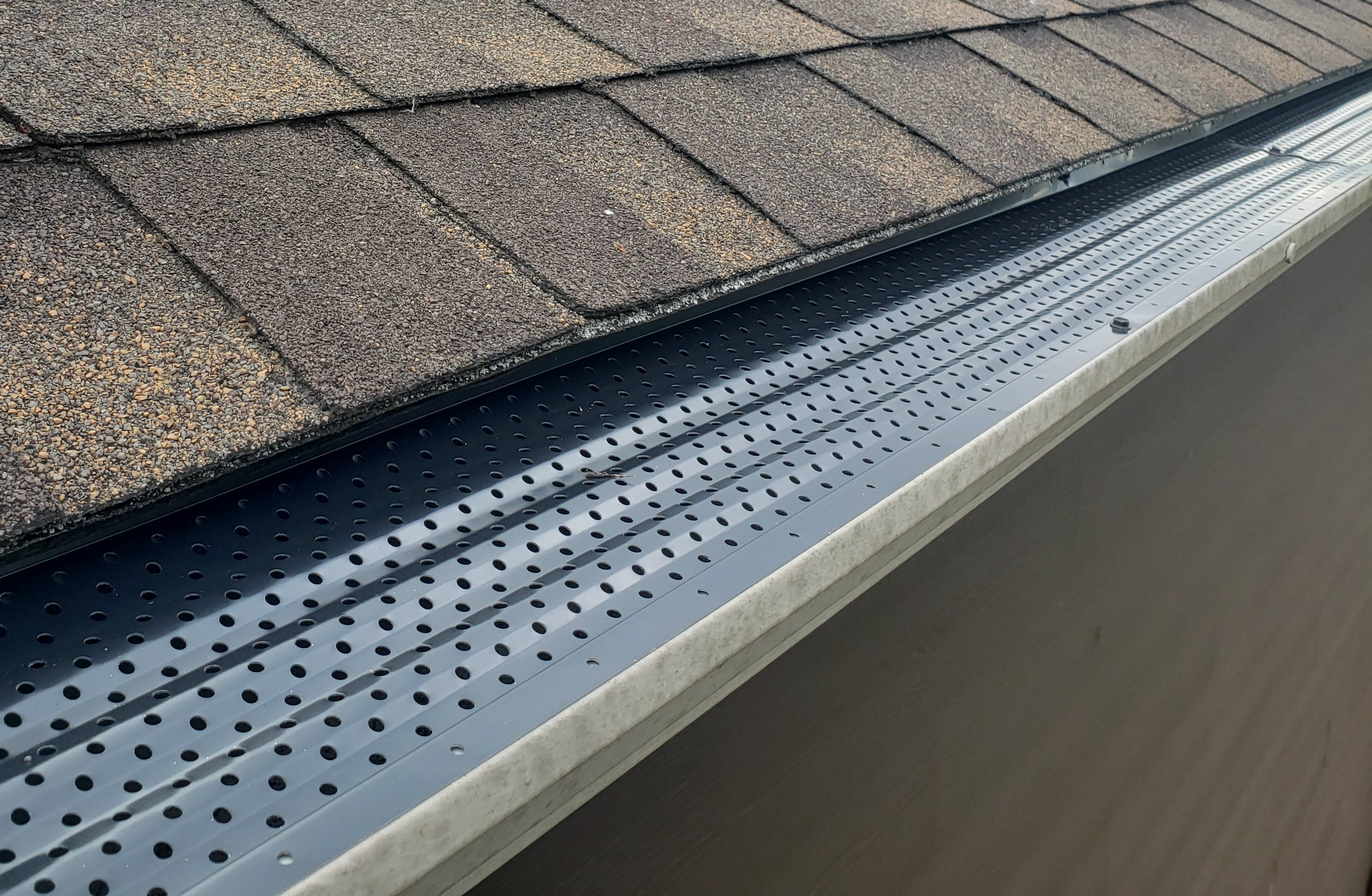 Gutter Protection | Gutter Guards | Sapphire Gutter